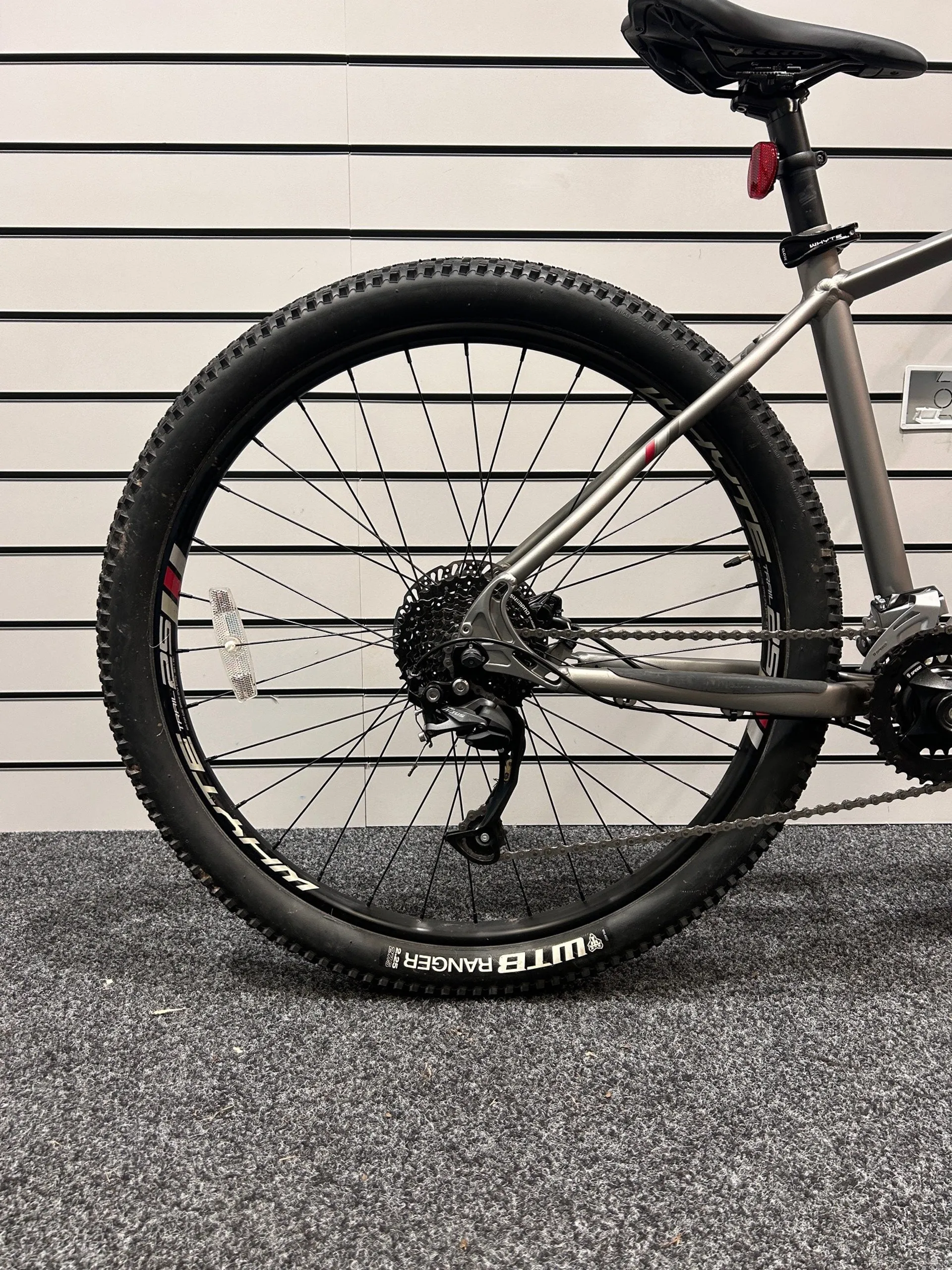 2nd Hand Whyte 604 V2 Mountain Bike Large 2021 Grey