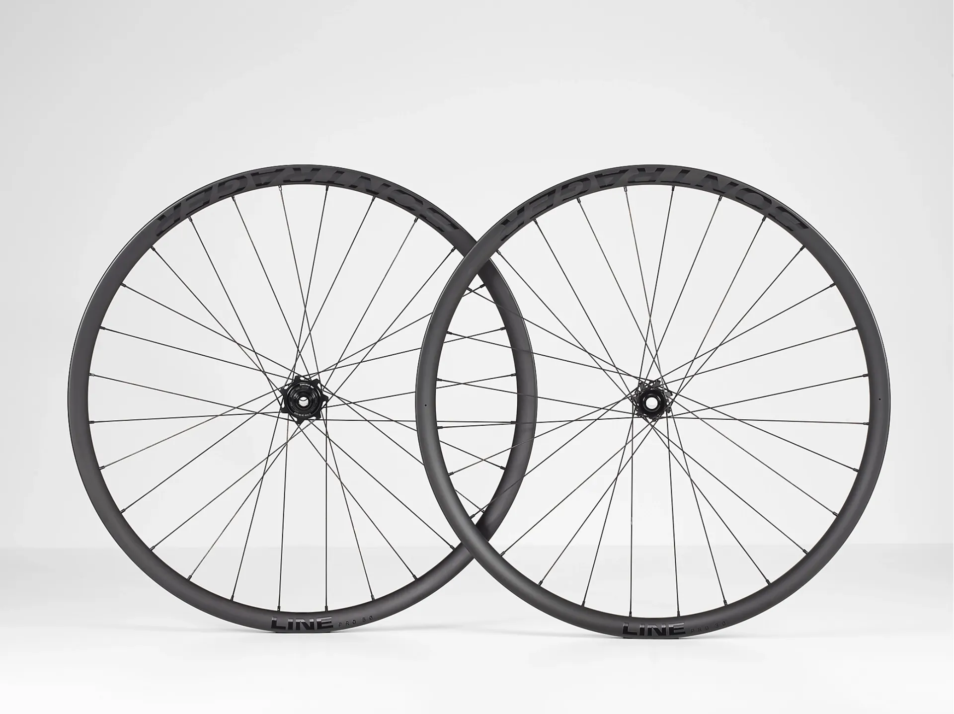 Bontrager Line Pro Carbon 30mm TLR Boost 29er MTB Wheel