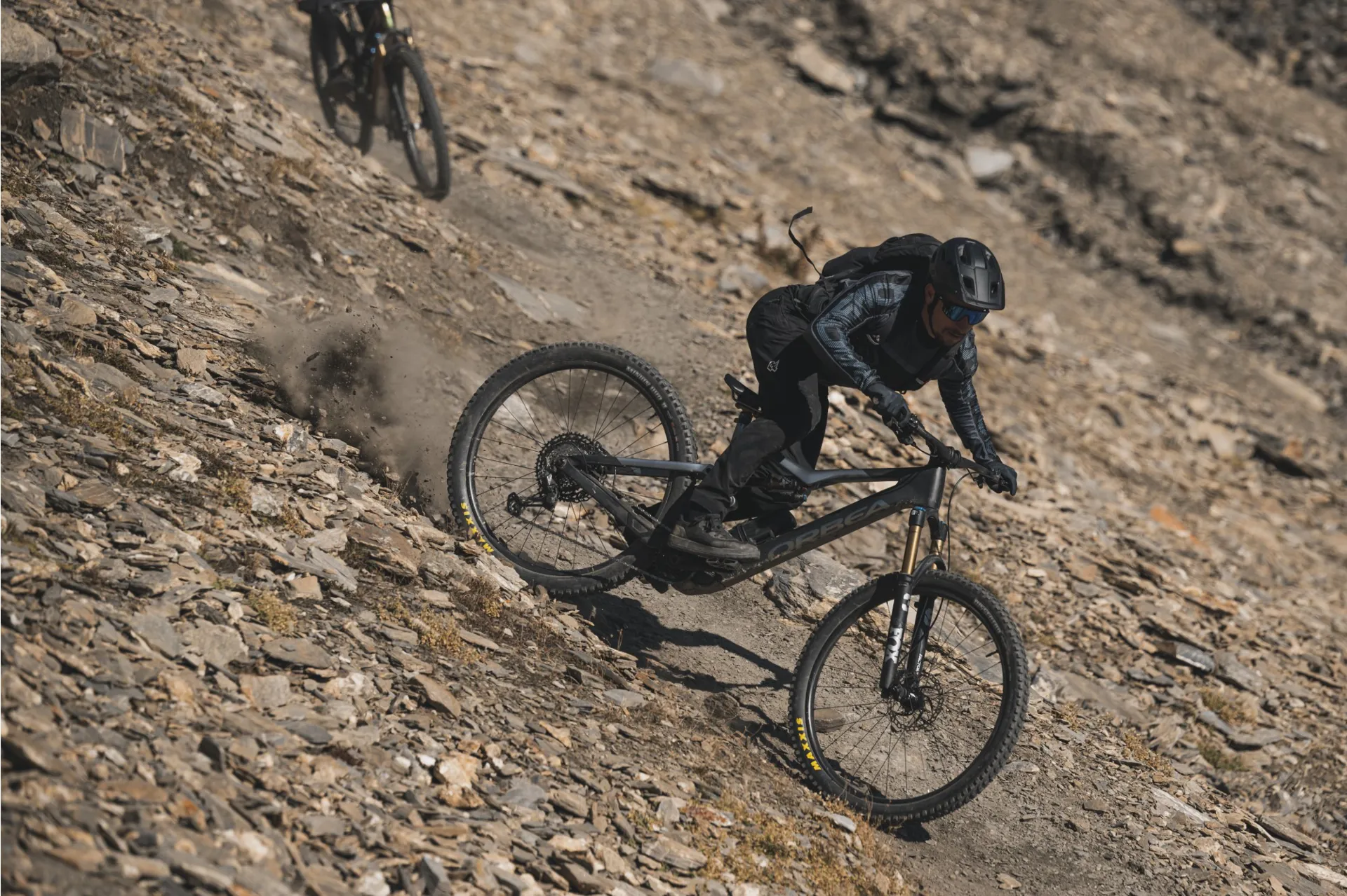 Orbea Rise H30 Electric Mountain Bike 2023 Metallic Mulberry/Black