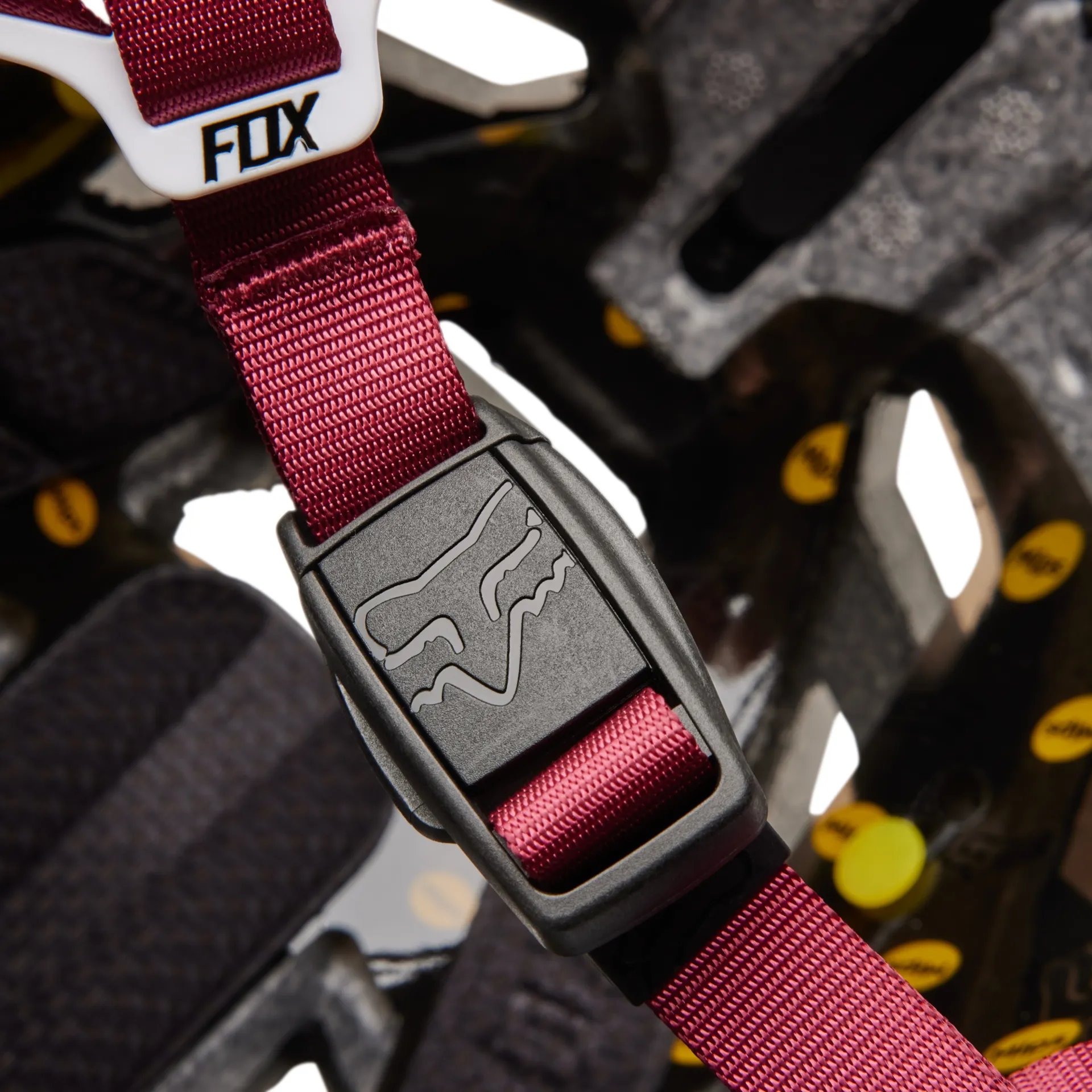 Fox Speedframe Pro MIPS MTB Helmet Black Camo