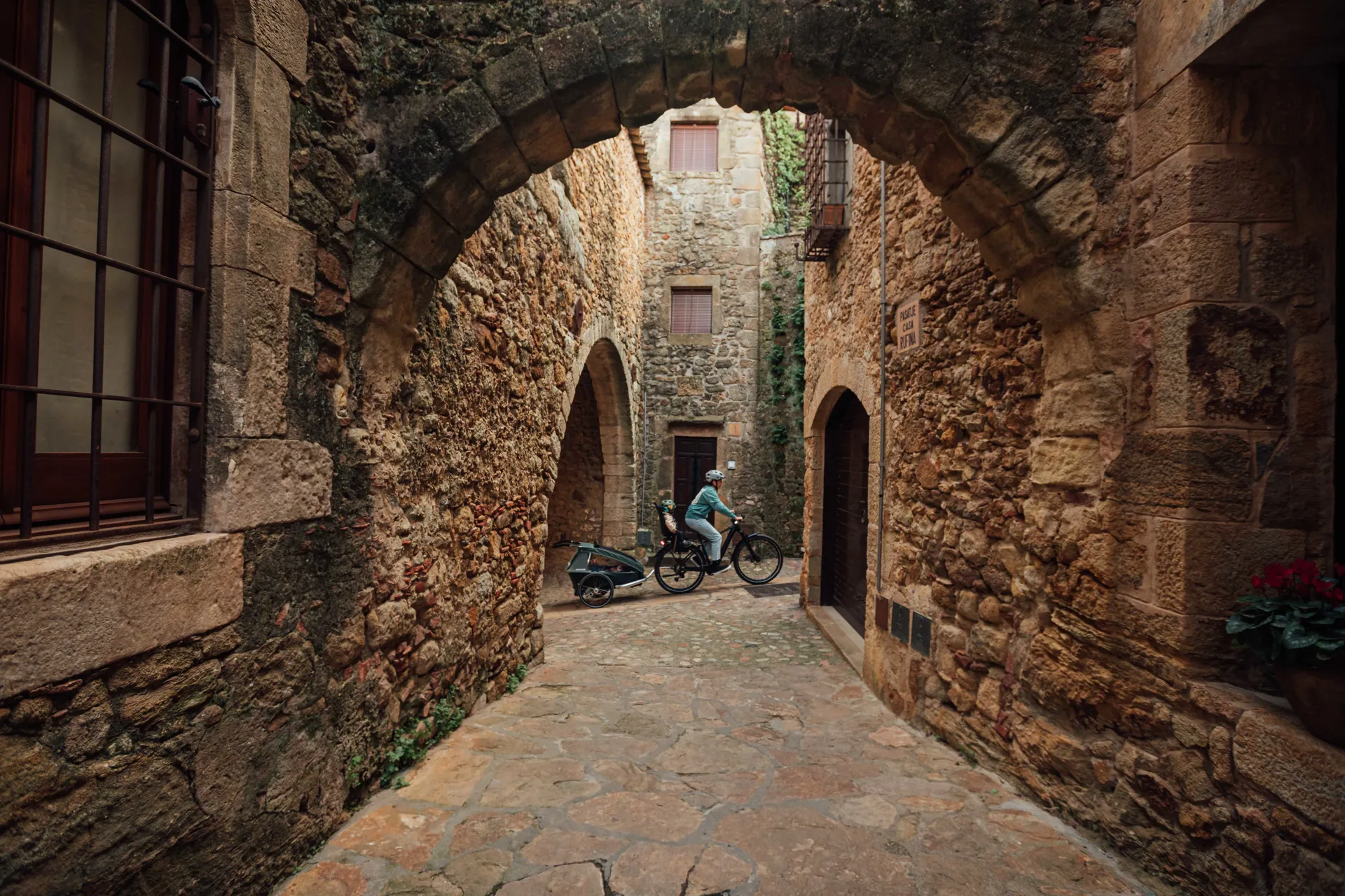 Orbea Kemen SUV 30 Electric Bike 2022/23 Mango