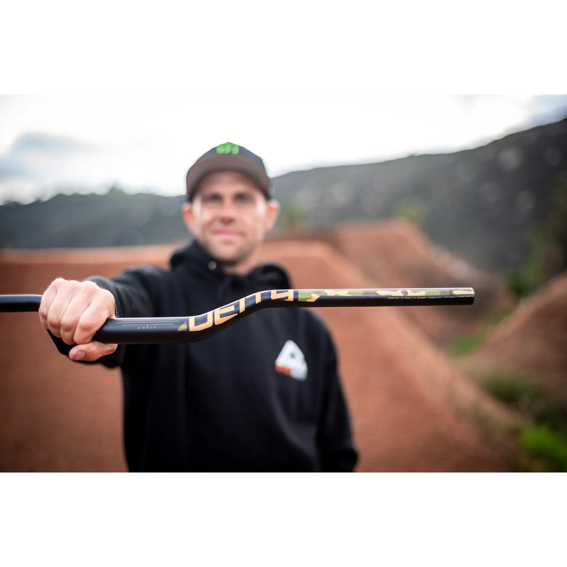 Deity CZ40 Cam Zink Signature MTB Handlebars 800mm Width 31.8mm Bore ...