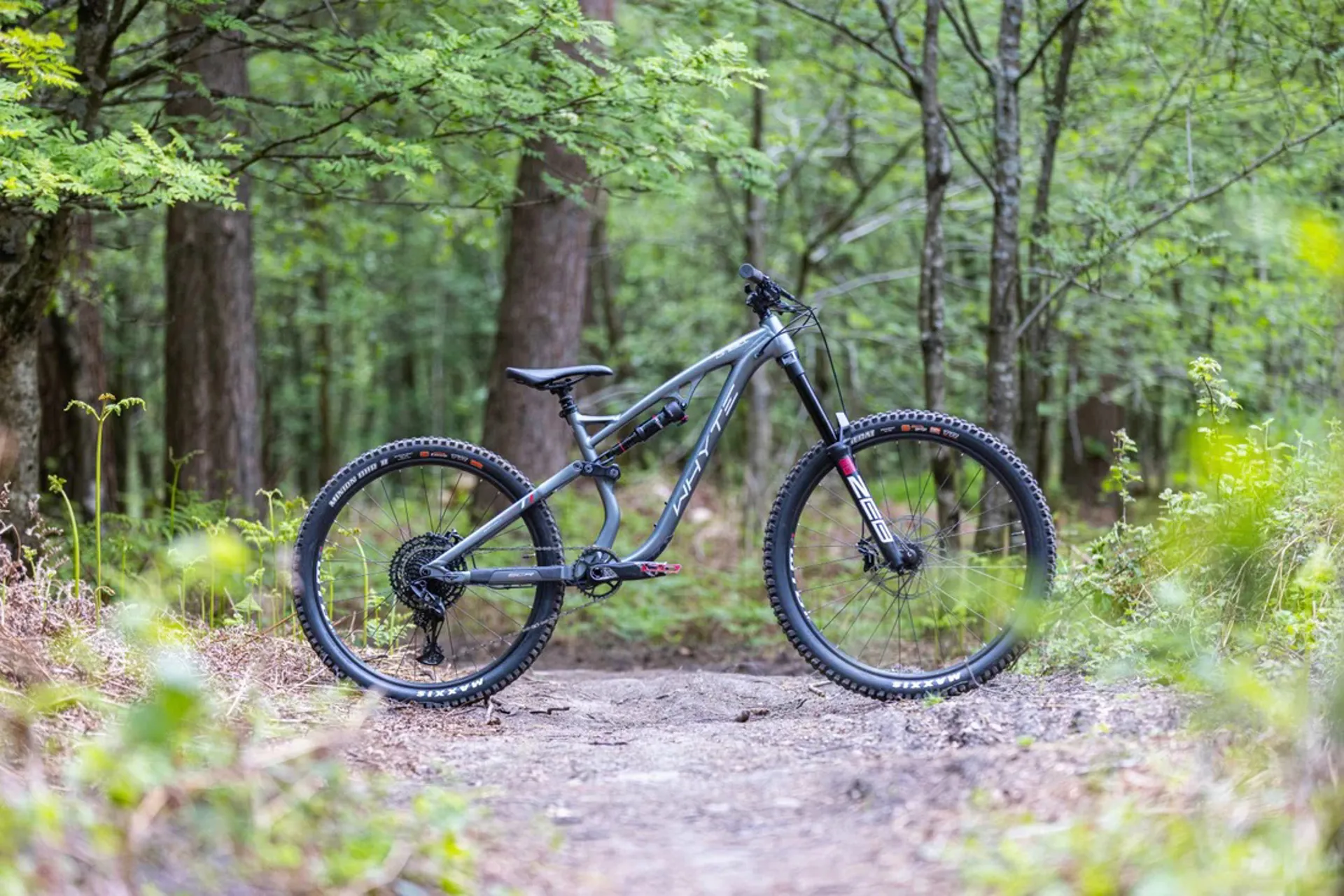 Whyte G180 S MX Mountain Bike 2022 Chalk/Rose