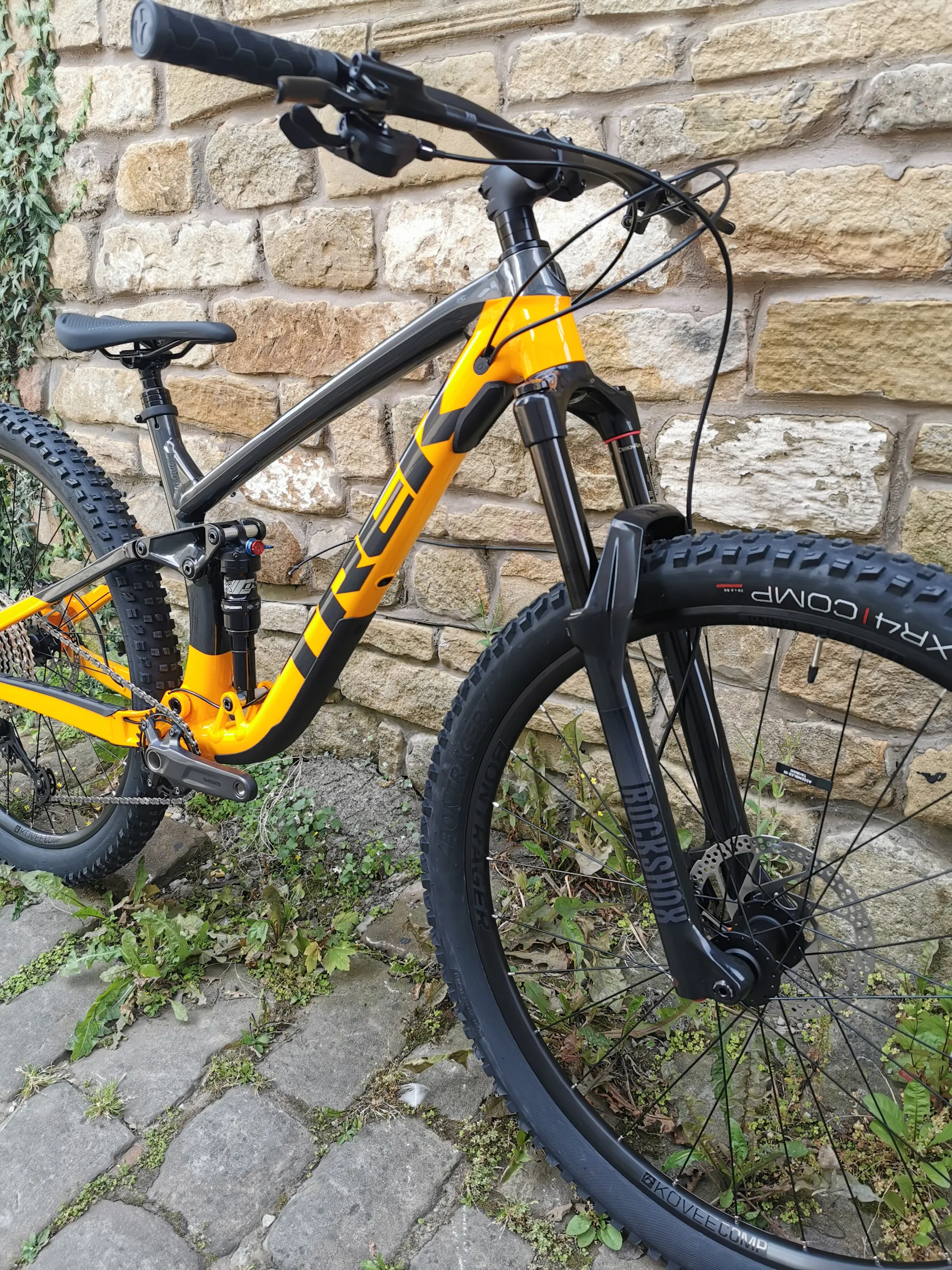 Second Hand Trek Fuel EX 5 Deore Mountain Bike 2021 Grey/Orange