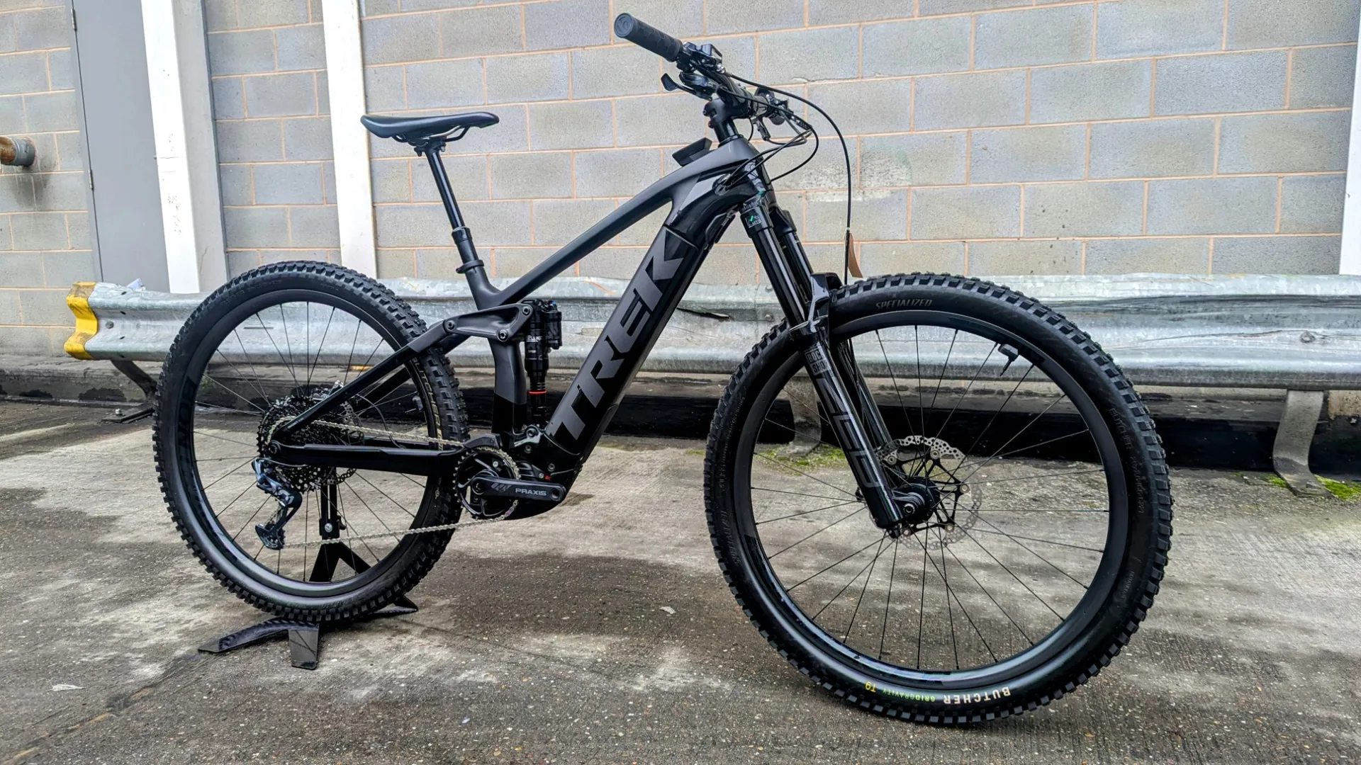 2nd Hand Trek Rail 9.9 X01 Electric Bike Medium 2022 Carbon Red Smoke ...