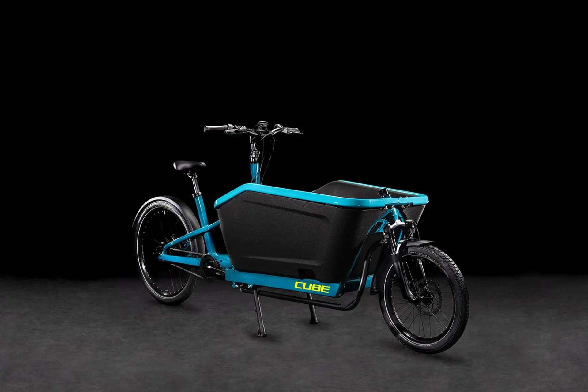 Cube Cargo Hybrid 500 electric Bike Blue Lime