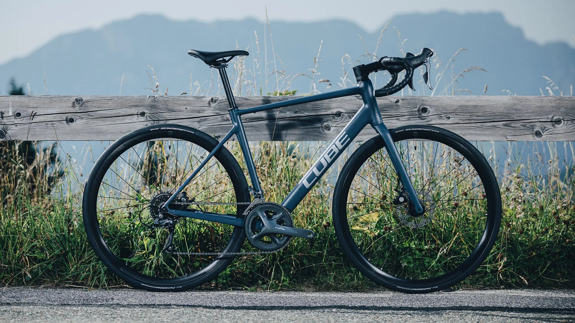 Cube Attain Pro Road Bike 2025 Nightflight/Grey